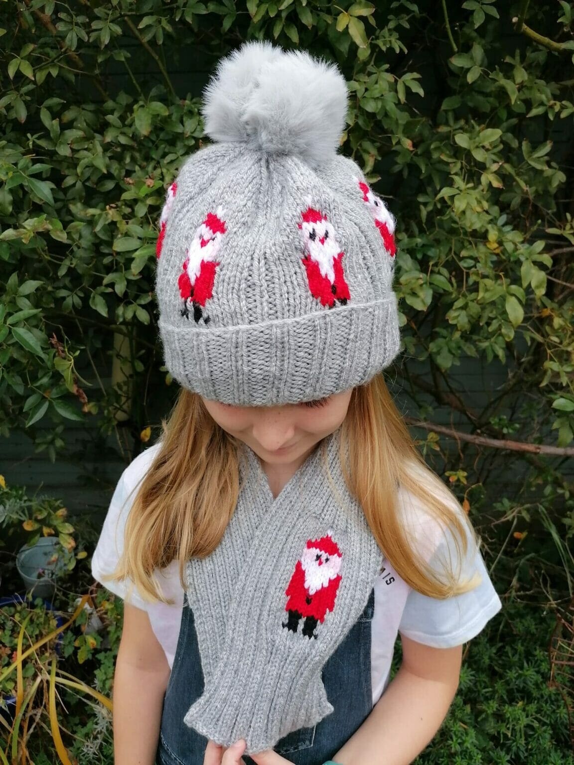 Knitting Pattern-Santa Scarf and Hat-Children's and Adult Sizes | Buy Indie